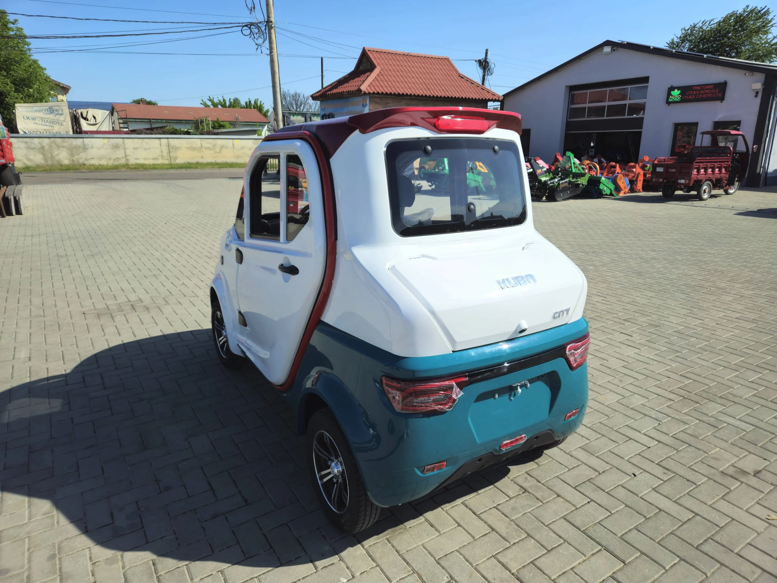 Masina electrica KUBA CITY fara permis 90 Km autonomie,